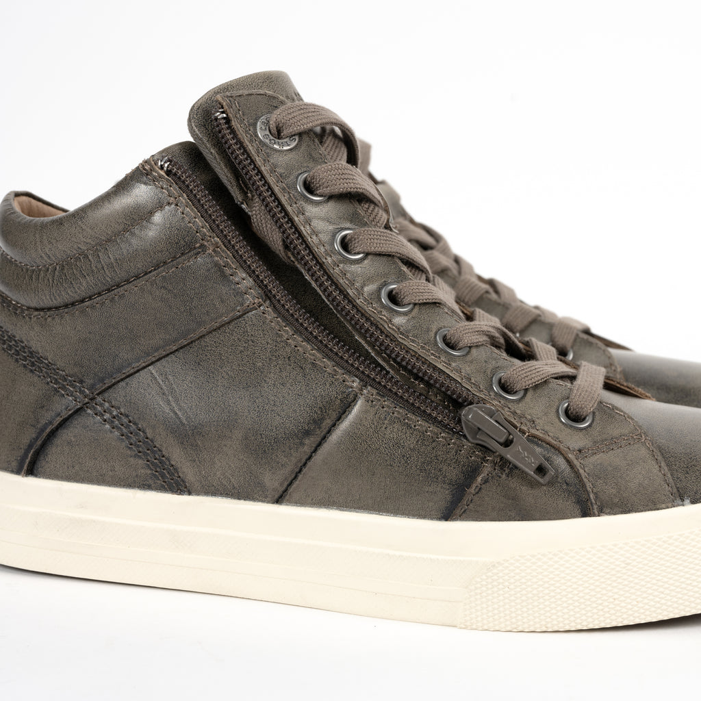 WOMEN'S TAOS WINNER - OLIVE - LEATHER – Plaza Shoe Store